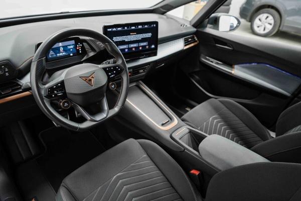 White Cupra Born 2022 in Tallinn, with an engine capacity of 0.10 L and mileage of 60 thousand km for 27900 €, photo 8 on AUTOMOTO.COM.LV
