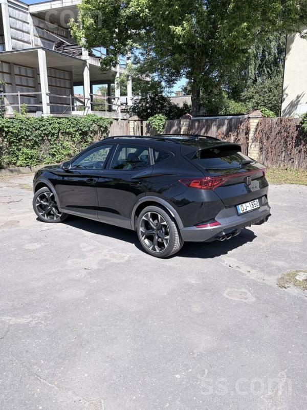 Черный Cupra Formentor 2020 в Рига, объемом двигателя 2.00 л и пробегом 60 тыс. км за 24500 €, фото 3 на AUTOMOTO.COM.LV