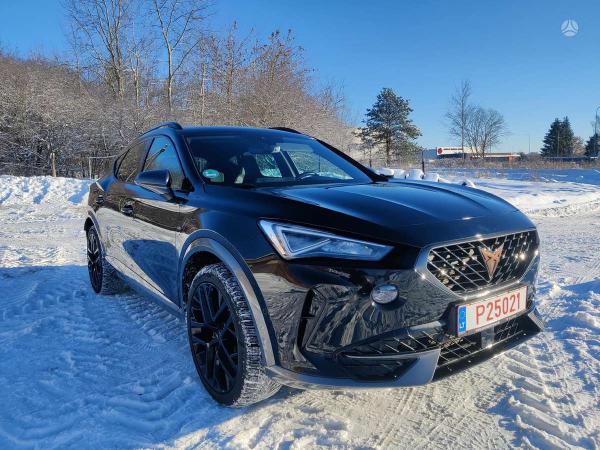Melns Cupra Formentor 2021 Viļņa, ar dzinēja tilpumu 1.98 L un nobraukumu 50 tūkst. km par 25999 €, foto 5 vietnē AUTOMOTO.COM.LV
