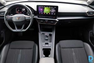 Черный Cupra Formentor 2021 в Рига, объемом двигателя 1.50 л и пробегом 33 тыс. км за 22990 €, фото 4 на AUTOMOTO.COM.LV