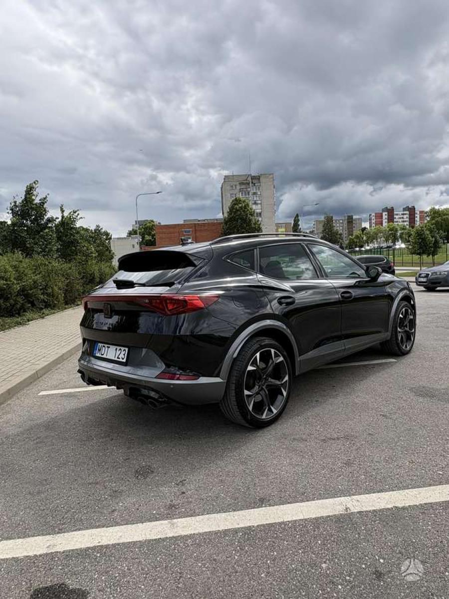 Melns Cupra Formentor 2021 Jonava, ar dzinēja tilpumu 1.98 L un nobraukumu 82 tūkst. km par 25900 €, foto 3 vietnē AUTOMOTO.COM.LV