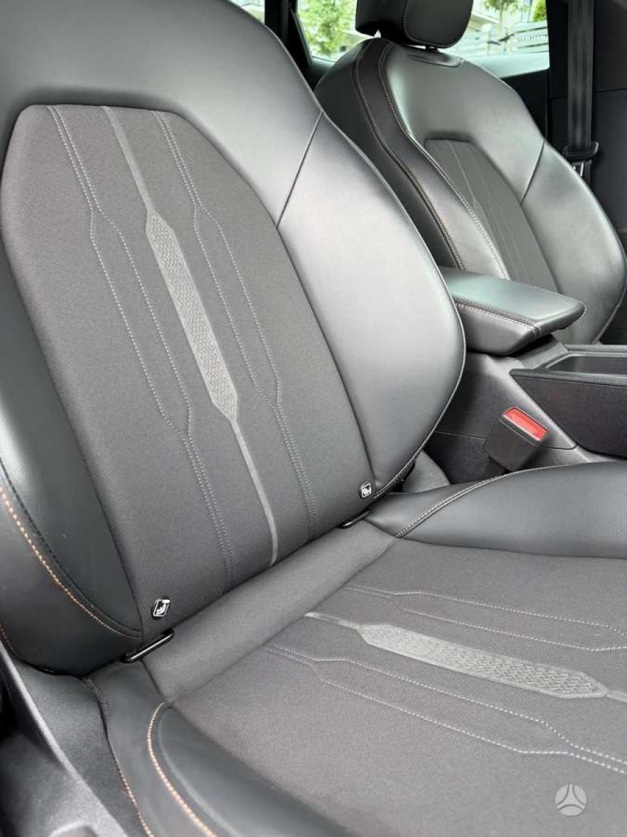 Black Cupra Formentor 2021 in Vilnius, with an engine capacity of 1.50 L and mileage of 110 thousand km for 20000 €, photo 17 on AUTOMOTO.COM.LV
