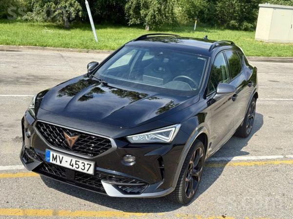 Black Cupra Formentor 2021 in Riga, with an engine capacity of 2.00 L and mileage of 93 thousand km for 25390 €, photo 5 on AUTOMOTO.COM.LV