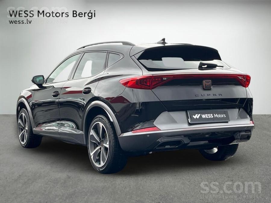 Black Cupra Formentor 2021 in Riga, with an engine capacity of 1.50 L and mileage of 134 thousand km for 19990 €, photo 18 on AUTOMOTO.COM.LV