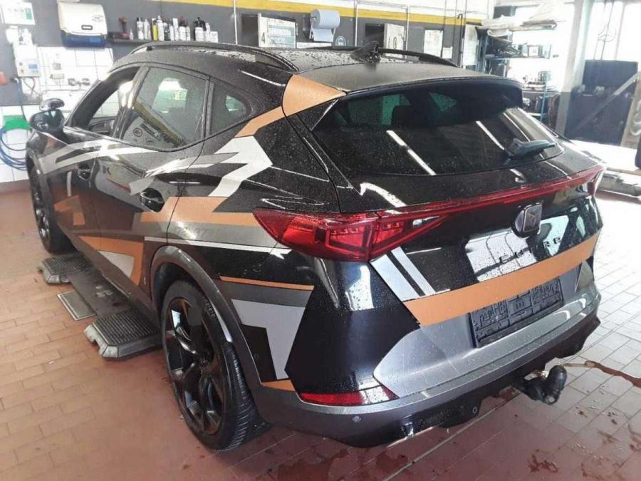 Черный Cupra Formentor 2021 в Шяуляй, объемом двигателя 1.40 л и пробегом 170 тыс. км за 18950 €, фото 3 на AUTOMOTO.COM.LV