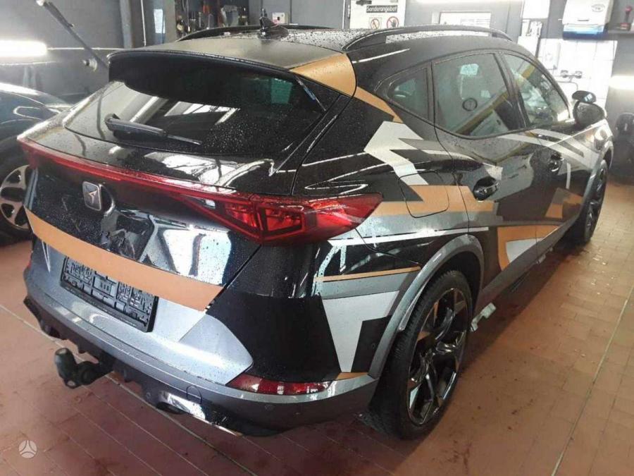 Черный Cupra Formentor 2021 в Шяуляй, объемом двигателя 1.40 л и пробегом 170 тыс. км за 18950 €, фото 5 на AUTOMOTO.COM.LV