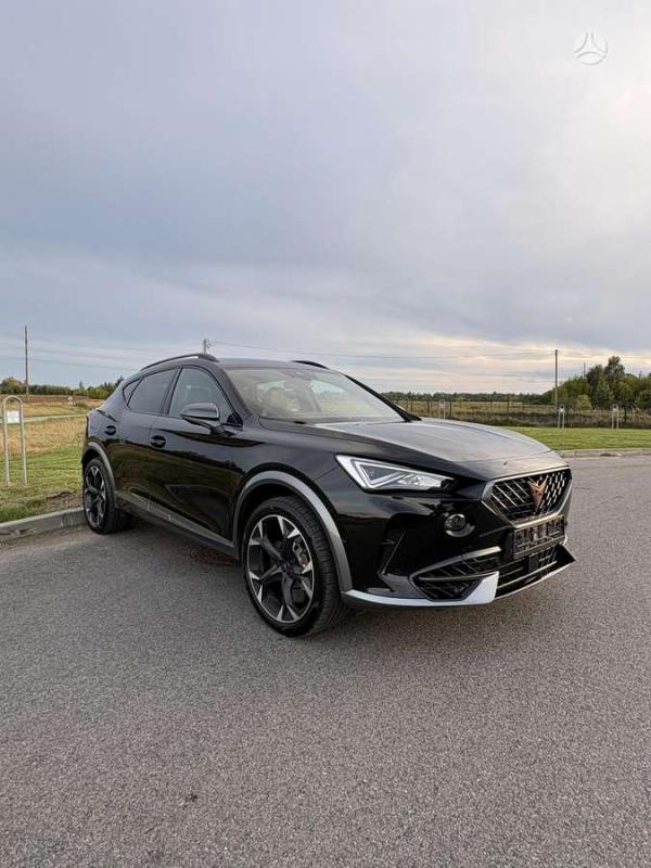 Черный Cupra Formentor 2021 в Каунас, объемом двигателя 1.98 л и пробегом 83 тыс. км за 25555 €, фото 3 на AUTOMOTO.COM.LV