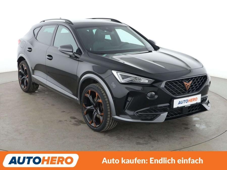 Black Cupra Formentor 2022 in Kaunas, with an engine capacity of 1.50 L and mileage of 60 thousand km for 29394 €, photo 8 on AUTOMOTO.COM.LV