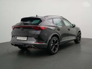 Melns Cupra Formentor 2022 Kauņa, ar dzinēja tilpumu 1.40 L un nobraukumu 31 tūkst. km par 30619 €, foto 2 vietnē AUTOMOTO.COM.LV