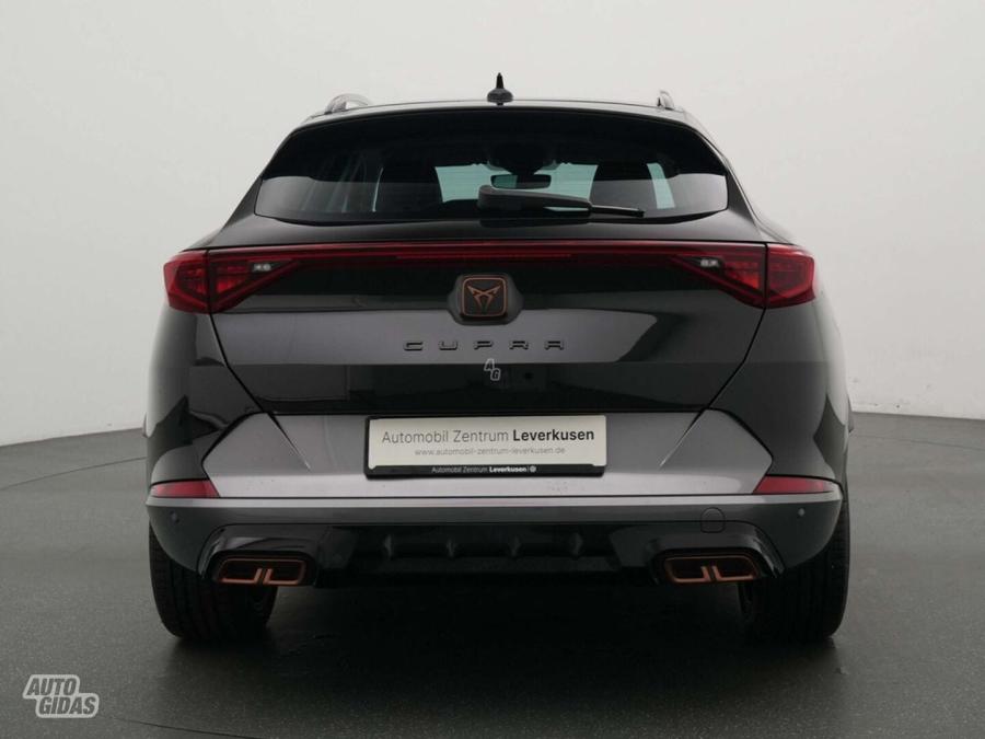 Melns Cupra Formentor 2022 Kauņa, ar dzinēja tilpumu 1.40 L un nobraukumu 31 tūkst. km par 30619 €, foto 4 vietnē AUTOMOTO.COM.LV