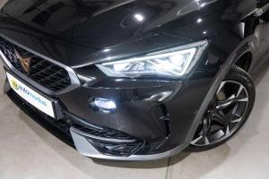 Melns Cupra Formentor 2022 Viļņa, ar dzinēja tilpumu 1.97 L un nobraukumu 40 tūkst. km par 25900 €, foto 6 vietnē AUTOMOTO.COM.LV