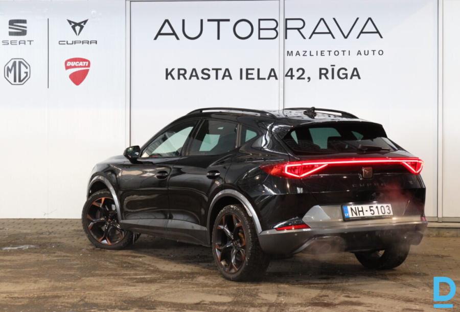 Black Cupra Formentor 2022 in Riga, with an engine capacity of 2.00 L and mileage of 26 thousand km for 28990 €, photo 2 on AUTOMOTO.COM.LV