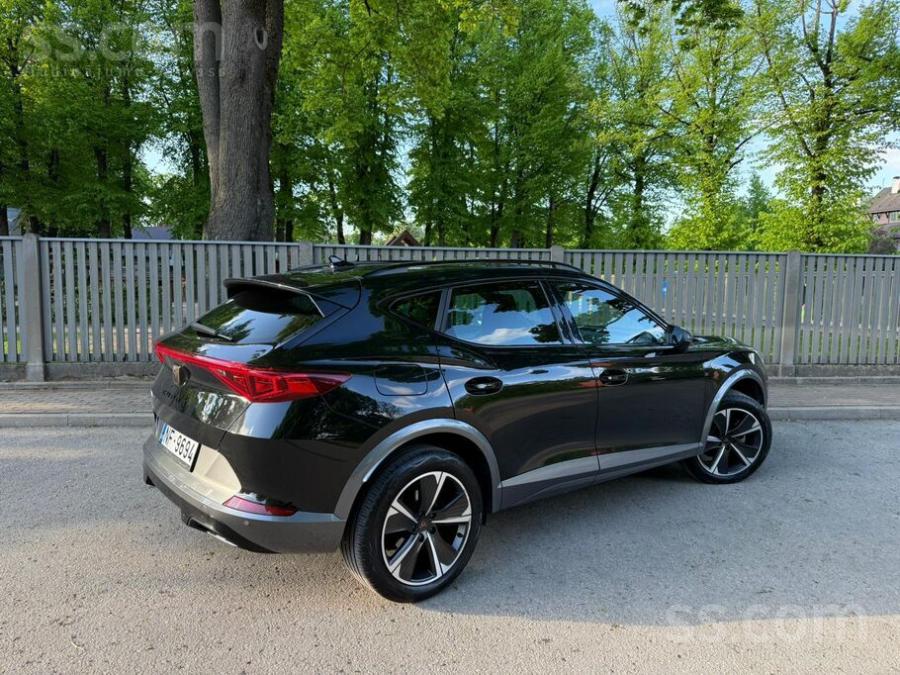 Melns Cupra Formentor 2022 Rīga, ar dzinēja tilpumu 1.50 L un nobraukumu 36 tūkst. km par 22500 €, foto 6 vietnē AUTOMOTO.COM.LV