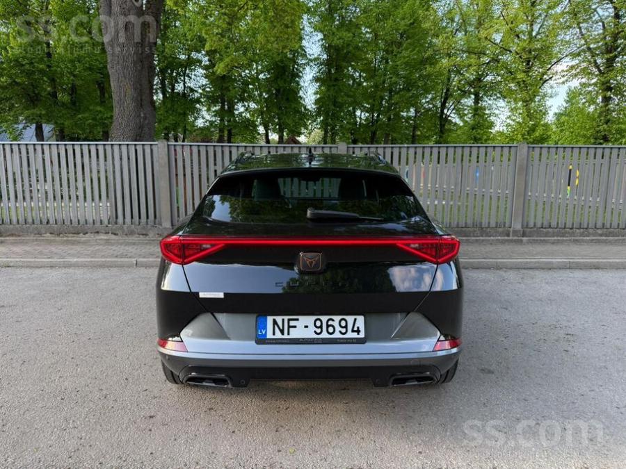 Melns Cupra Formentor 2022 Rīga, ar dzinēja tilpumu 1.50 L un nobraukumu 36 tūkst. km par 22500 €, foto 7 vietnē AUTOMOTO.COM.LV
