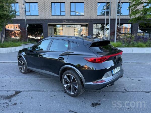 Черный Cupra Formentor 2022 в Рига, объемом двигателя 1.50 л и пробегом 37 тыс. км за 22500 €, фото 7 на AUTOMOTO.COM.LV