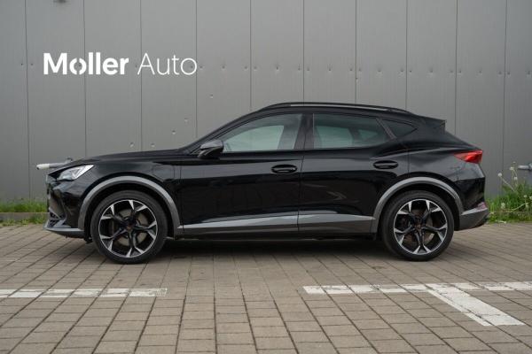 Black Cupra Formentor 2022 in Vilnius, with an engine capacity of 1.40 L and mileage of 119 thousand km for 24500 €, photo 3 on AUTOMOTO.COM.LV