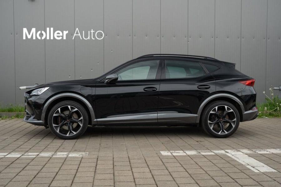 Black Cupra Formentor 2022 in Vilnius, with an engine capacity of 1.40 L and mileage of 119 thousand km for 24500 €, photo 4 on AUTOMOTO.COM.LV