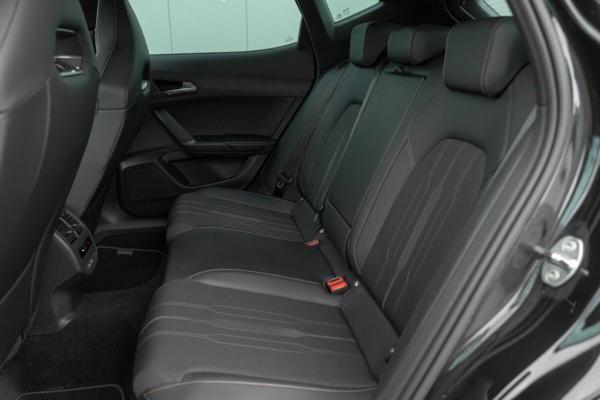 Black Cupra Formentor 2022 in Vilnius, with an engine capacity of 1.40 L and mileage of 119 thousand km for 24500 €, photo 9 on AUTOMOTO.COM.LV