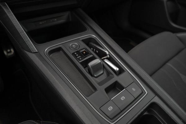 Black Cupra Formentor 2022 in Vilnius, with an engine capacity of 1.40 L and mileage of 119 thousand km for 24500 €, photo 10 on AUTOMOTO.COM.LV