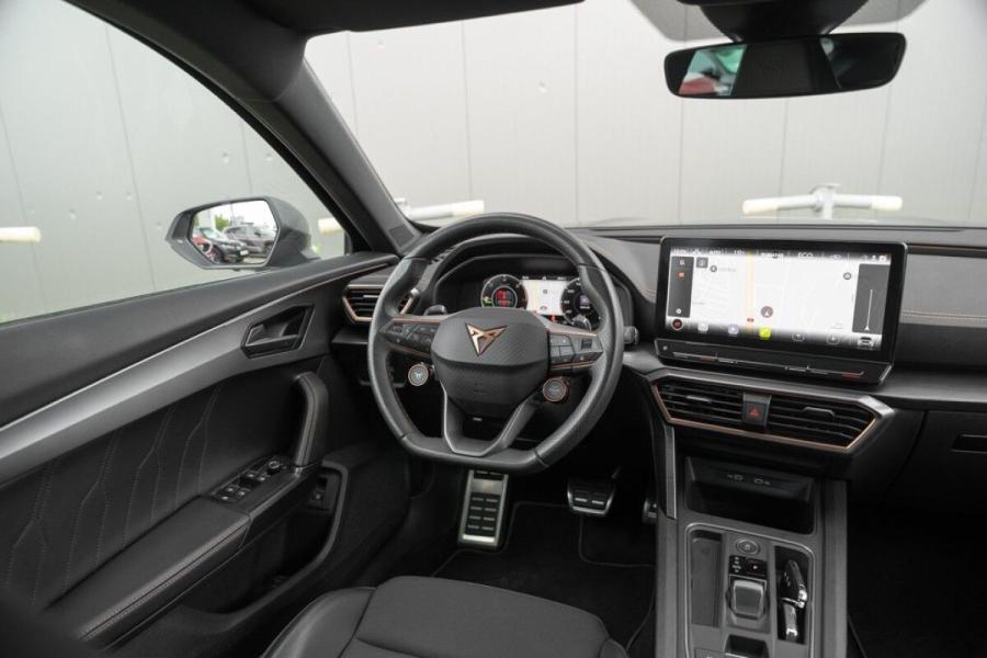 Black Cupra Formentor 2022 in Vilnius, with an engine capacity of 1.40 L and mileage of 119 thousand km for 24500 €, photo 18 on AUTOMOTO.COM.LV