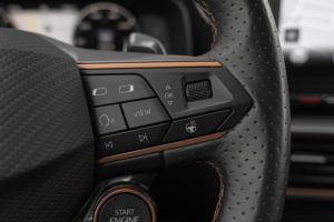 Black Cupra Formentor 2022 in Vilnius, with an engine capacity of 1.40 L and mileage of 119 thousand km for 24500 €, photo 20 on AUTOMOTO.COM.LV