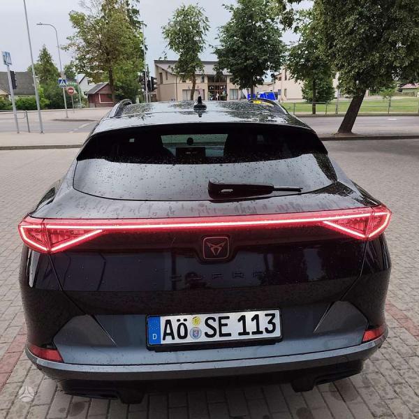 Melns Cupra Formentor 2022 Utena, ar dzinēja tilpumu 1.97 L un nobraukumu 153 tūkst. km par 19250 €, foto 5 vietnē AUTOMOTO.COM.LV