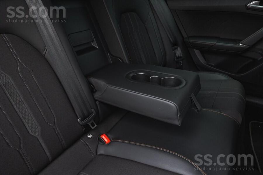 Melns Cupra Formentor 2022 Ventspils, ar dzinēja tilpumu 1.50 L un nobraukumu 76 tūkst. km par 24750 €, foto 32 vietnē AUTOMOTO.COM.LV