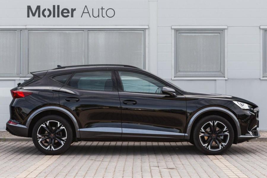 Melns Cupra Formentor 2022 Ventspils, ar dzinēja tilpumu 1.50 L un nobraukumu 76 tūkst. km par 25750 €, foto 7 vietnē AUTOMOTO.COM.LV