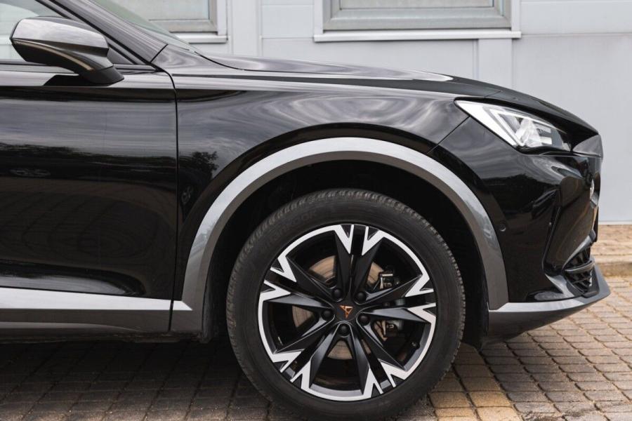 Melns Cupra Formentor 2022 Ventspils, ar dzinēja tilpumu 1.50 L un nobraukumu 76 tūkst. km par 25750 €, foto 10 vietnē AUTOMOTO.COM.LV