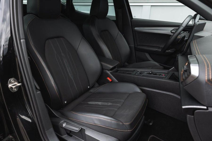 Melns Cupra Formentor 2022 Ventspils, ar dzinēja tilpumu 1.50 L un nobraukumu 76 tūkst. km par 25750 €, foto 16 vietnē AUTOMOTO.COM.LV