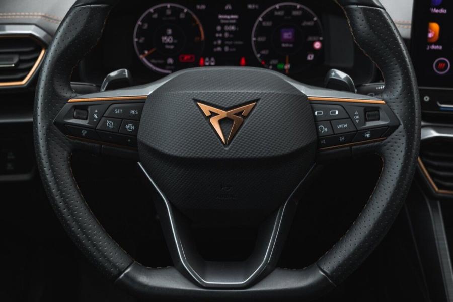 Melns Cupra Formentor 2022 Ventspils, ar dzinēja tilpumu 1.50 L un nobraukumu 76 tūkst. km par 25750 €, foto 18 vietnē AUTOMOTO.COM.LV