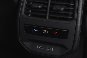 Melns Cupra Formentor 2022 Ventspils, ar dzinēja tilpumu 1.50 L un nobraukumu 76 tūkst. km par 25750 €, foto 33 vietnē AUTOMOTO.COM.LV