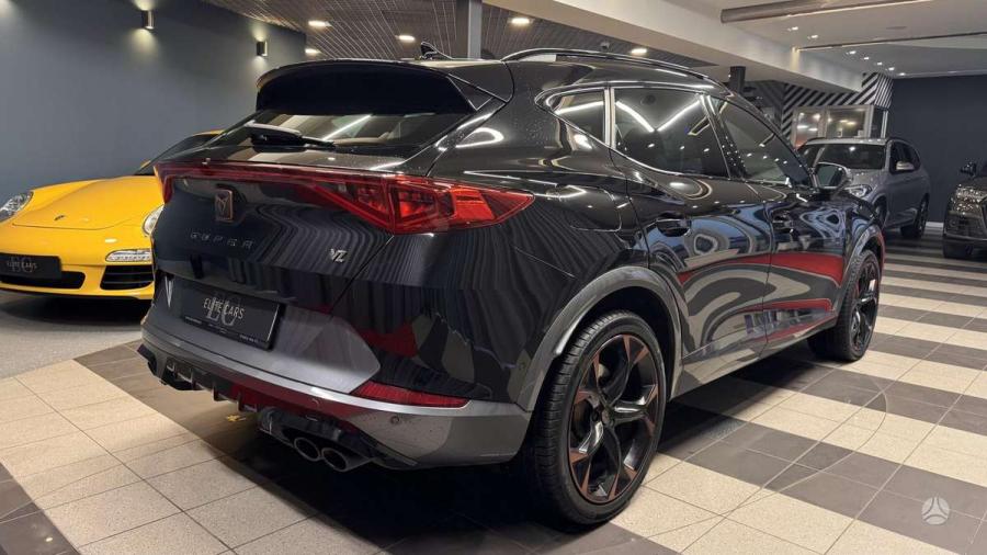 Melns Cupra Formentor 2022 Rīga, ar dzinēja tilpumu 1.98 L un nobraukumu 48 tūkst. km par 28500 €, foto 6 vietnē AUTOMOTO.COM.LV