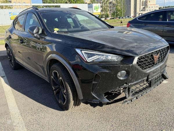 Melns Cupra Formentor 2022 Viļņa, ar dzinēja tilpumu 1.97 L un nobraukumu 208 tūkst. km par 11200 €, foto 2 vietnē AUTOMOTO.COM.LV