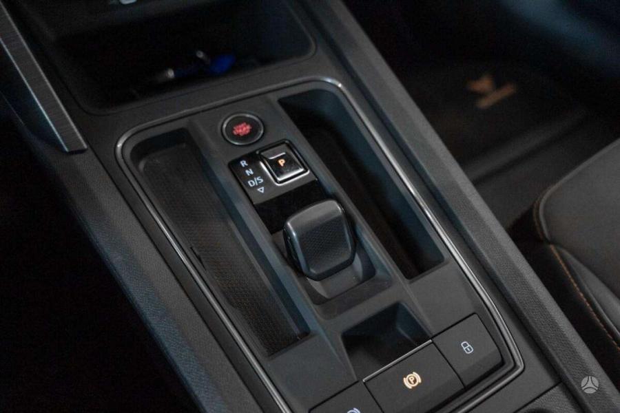 Черный Cupra Formentor 2022 в Вильнюс, объемом двигателя 1.50 л и пробегом 88 тыс. км за 24400 €, фото 21 на AUTOMOTO.COM.LV