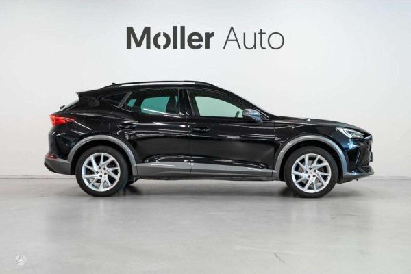 Melns Cupra Formentor 2022 Viļņa, ar dzinēja tilpumu 1.50 L un nobraukumu 88 tūkst. km par 24400 €, foto 4 vietnē AUTOMOTO.COM.LV