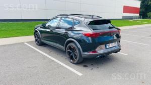 Черный Cupra Formentor 2022 в Бауска, объемом двигателя 2.00 л и пробегом 60 тыс. км за 27000 €, фото 4 на AUTOMOTO.COM.LV