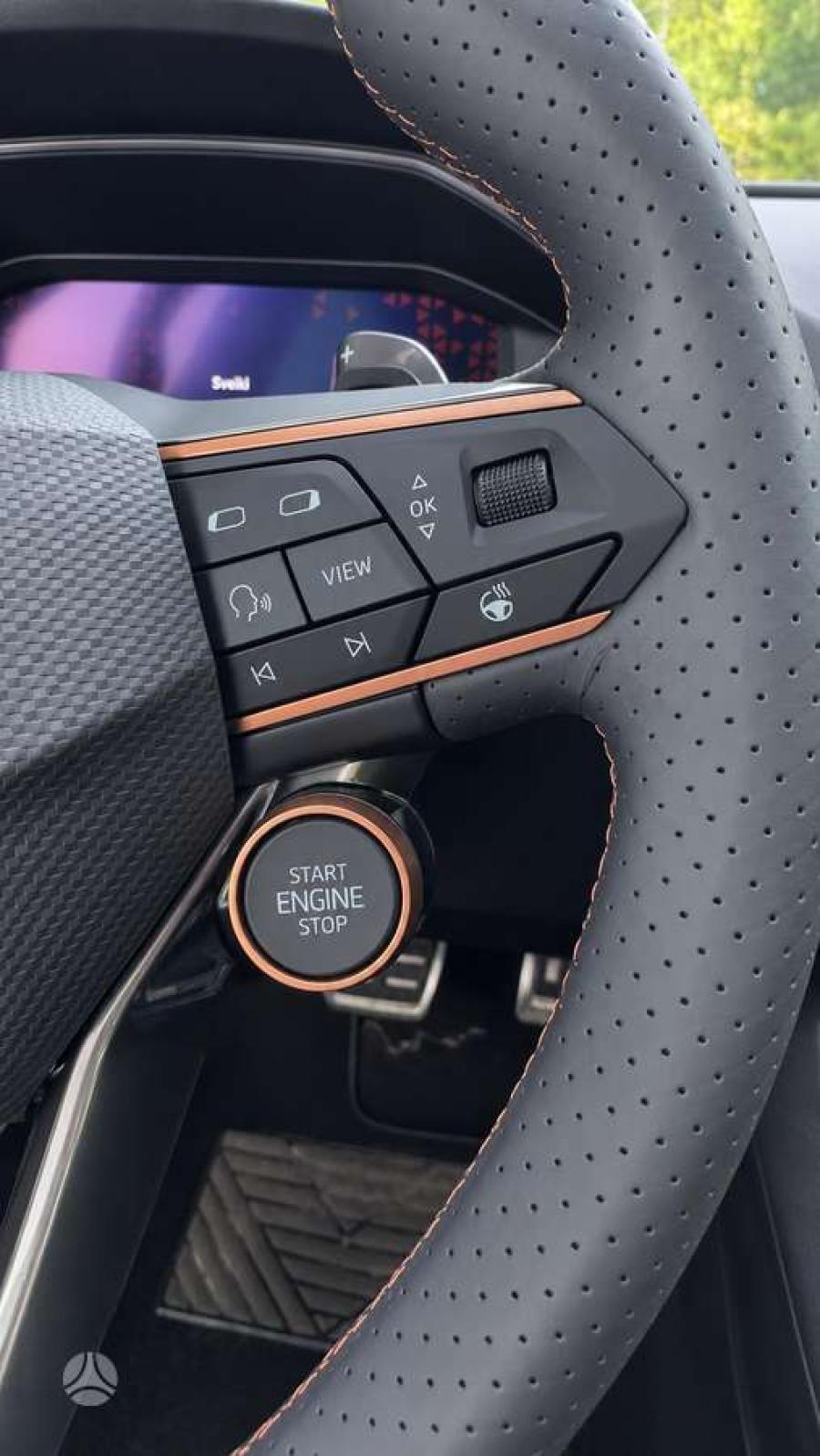 Black Cupra Formentor 2022 in Vilnius, with an engine capacity of 1.98 L and mileage of 132 thousand km for 26500 €, photo 14 on AUTOMOTO.COM.LV