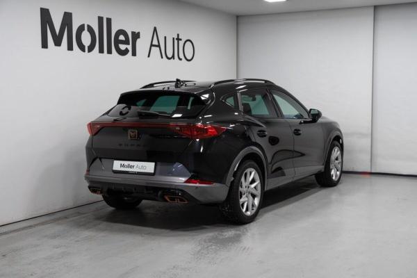 Black Cupra Formentor 2022 in Vilnius, with an engine capacity of 1.40 L and mileage of 102 thousand km for 23950 €, photo 4 on AUTOMOTO.COM.LV