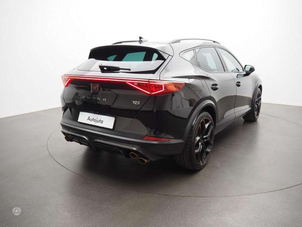 Черный Cupra Formentor 2022 в Вильнюс, объемом двигателя 2.48 л и пробегом 108 тыс. км за 33900 €, фото 5 на AUTOMOTO.COM.LV