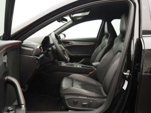 Black Cupra Formentor 2022 in Vilnius, with an engine capacity of 2.48 L and mileage of 108 thousand km for 33900 €, photo 9 on AUTOMOTO.COM.LV