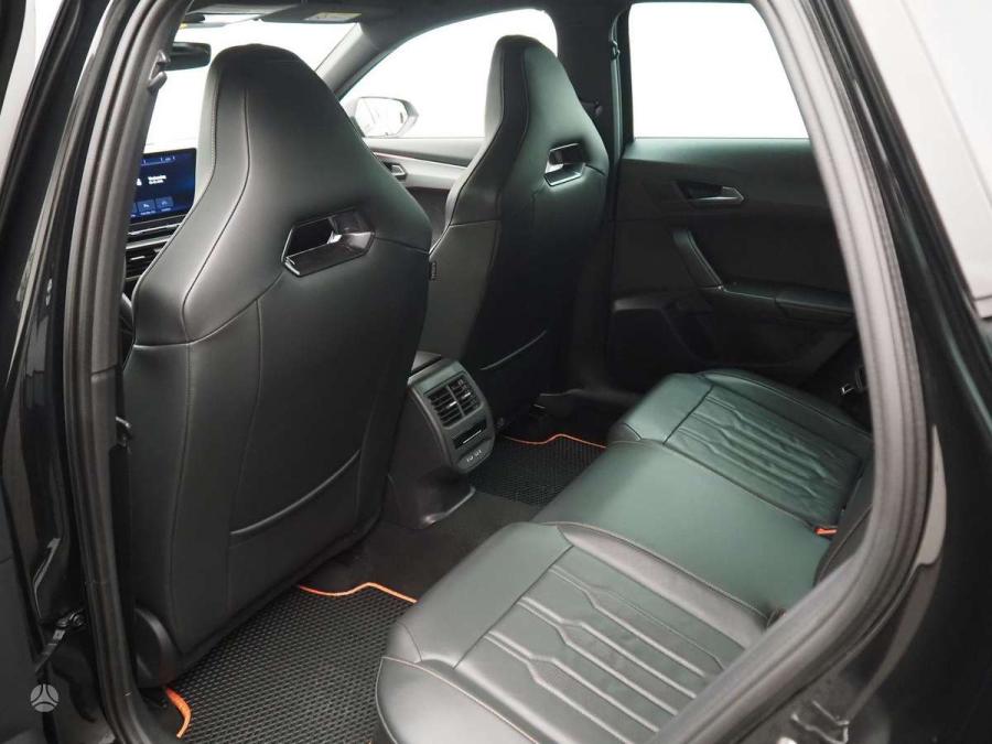 Black Cupra Formentor 2022 in Vilnius, with an engine capacity of 2.48 L and mileage of 108 thousand km for 33900 €, photo 15 on AUTOMOTO.COM.LV