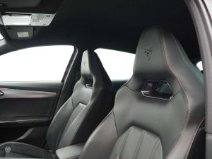 Black Cupra Formentor 2022 in Vilnius, with an engine capacity of 2.48 L and mileage of 108 thousand km for 33900 €, photo 17 on AUTOMOTO.COM.LV