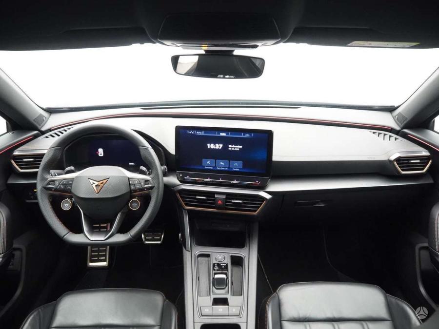 Black Cupra Formentor 2022 in Vilnius, with an engine capacity of 2.48 L and mileage of 108 thousand km for 33900 €, photo 19 on AUTOMOTO.COM.LV