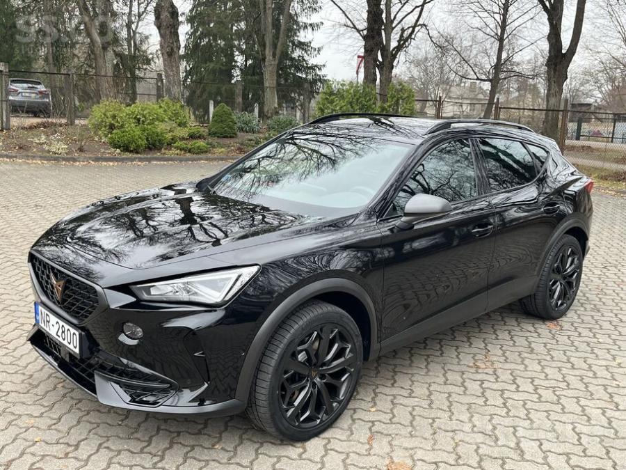 Melns Cupra Formentor 2023 Rīga, ar dzinēja tilpumu 2.00 L un nobraukumu 16 tūkst. km par 34000 €, foto 7 vietnē AUTOMOTO.COM.LV
