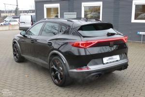 Melns Cupra Formentor 2023 Kauņa, ar dzinēja tilpumu 2.00 L un nobraukumu 92 tūkst. km par 32649 €, foto 4 vietnē AUTOMOTO.COM.LV