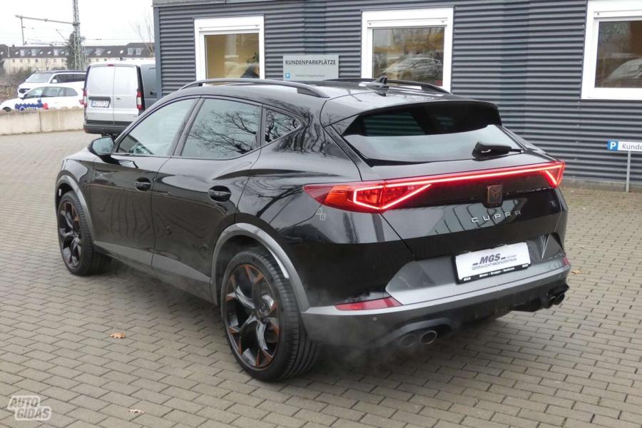 Melns Cupra Formentor 2023 Kauņa, ar dzinēja tilpumu 2.00 L un nobraukumu 92 tūkst. km par 32649 €, foto 4 vietnē AUTOMOTO.COM.LV