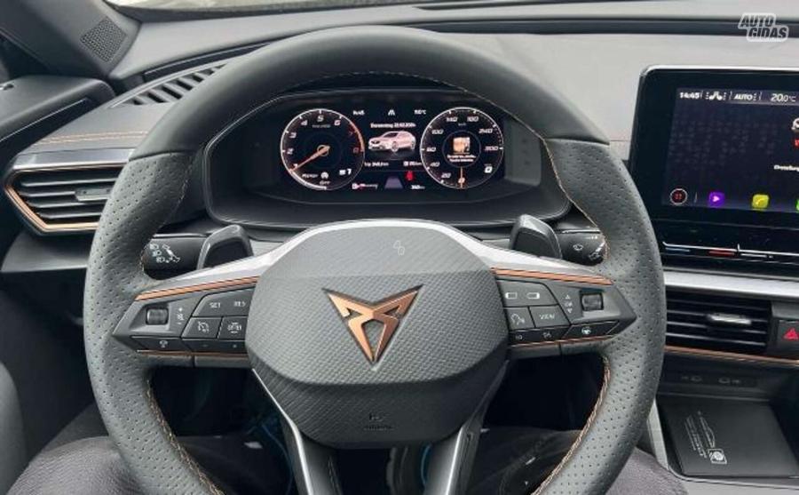Melns Cupra Formentor 2023 Kauņa, ar dzinēja tilpumu 1.50 L un nobraukumu 12 tūkst. km par 32905 €, foto 12 vietnē AUTOMOTO.COM.LV