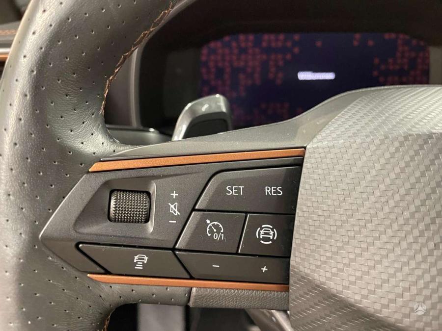 Черный Cupra Formentor 2023 в Мариямполе, объемом двигателя 1.50 л и пробегом 97 тыс. км за 23232 €, фото 16 на AUTOMOTO.COM.LV