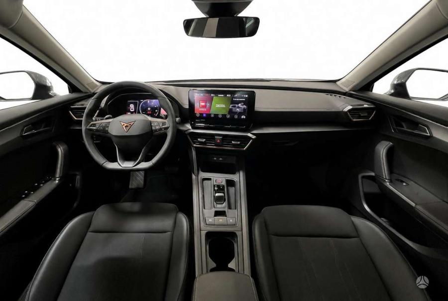 Черный Cupra Formentor 2023 в Каунас, объемом двигателя 1.40 л и пробегом 25 тыс. км за 23800 €, фото 6 на AUTOMOTO.COM.LV